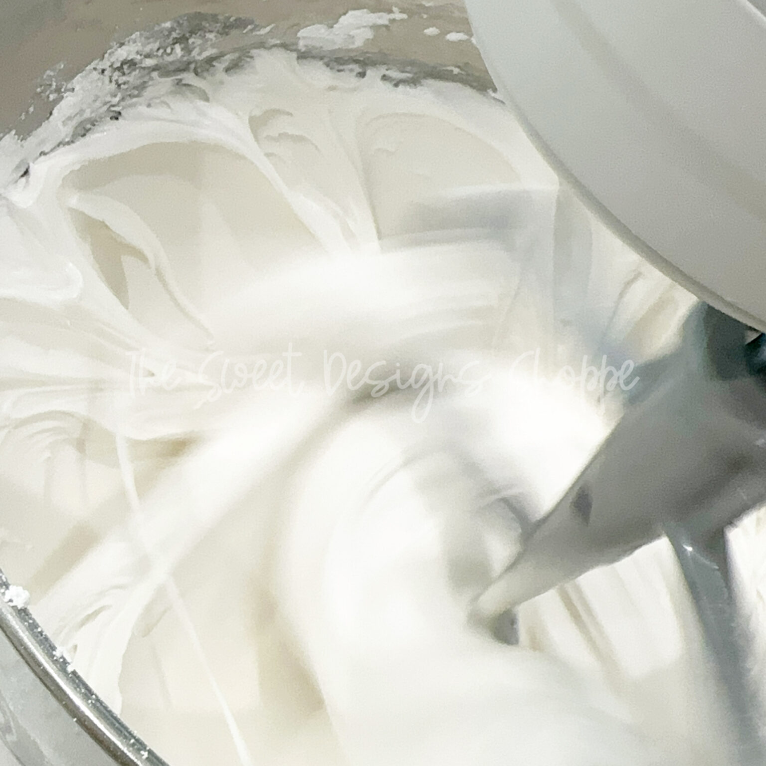 Royal Icing Recipe - Sweet Designs Blog
