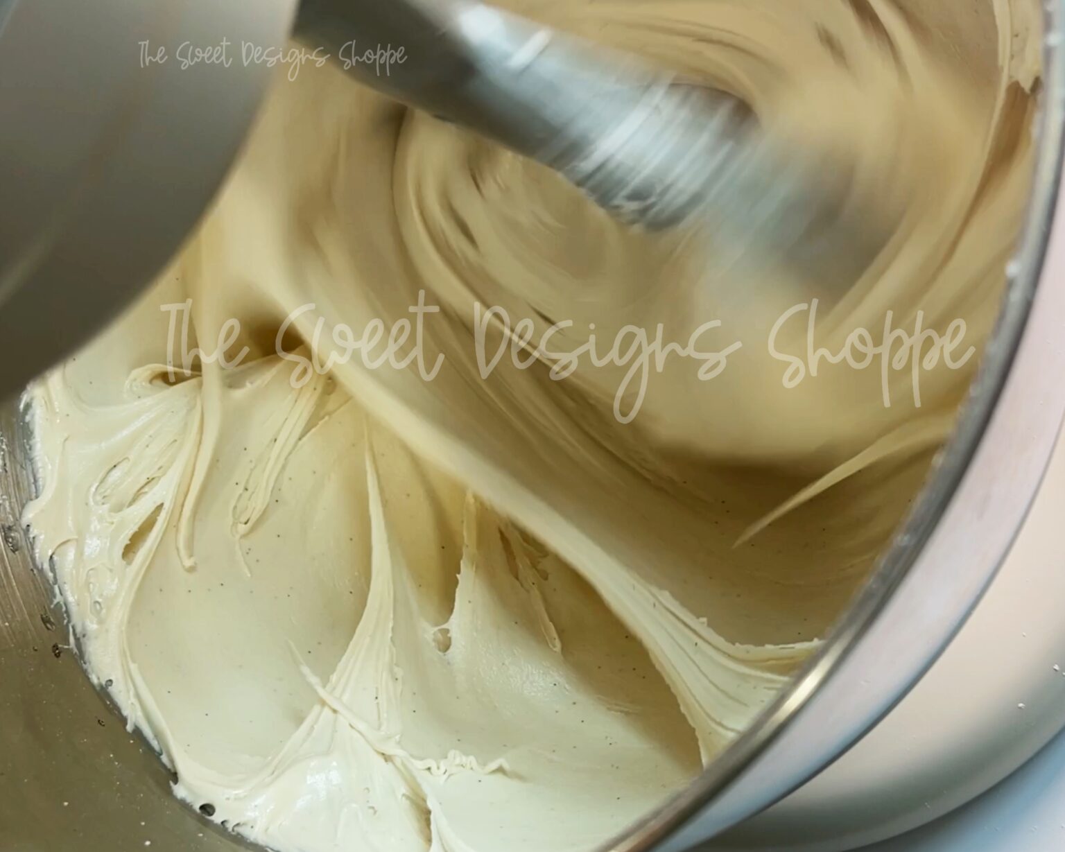 Coffee Royal Icing Recipe - Sweet Designs Blog